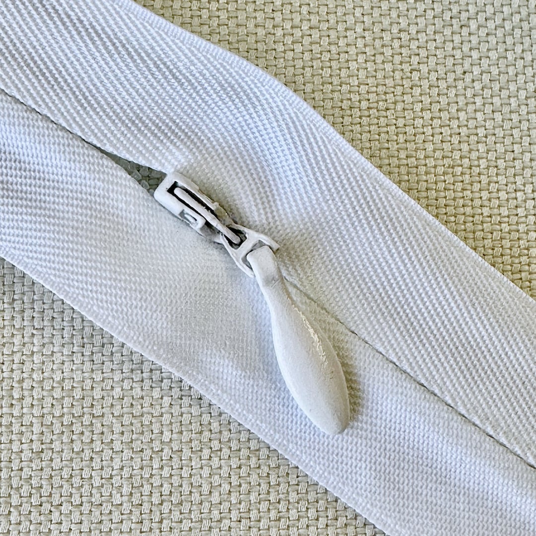 WHITE Heavy #5 Invisible Zipper by the Yard - Etsy