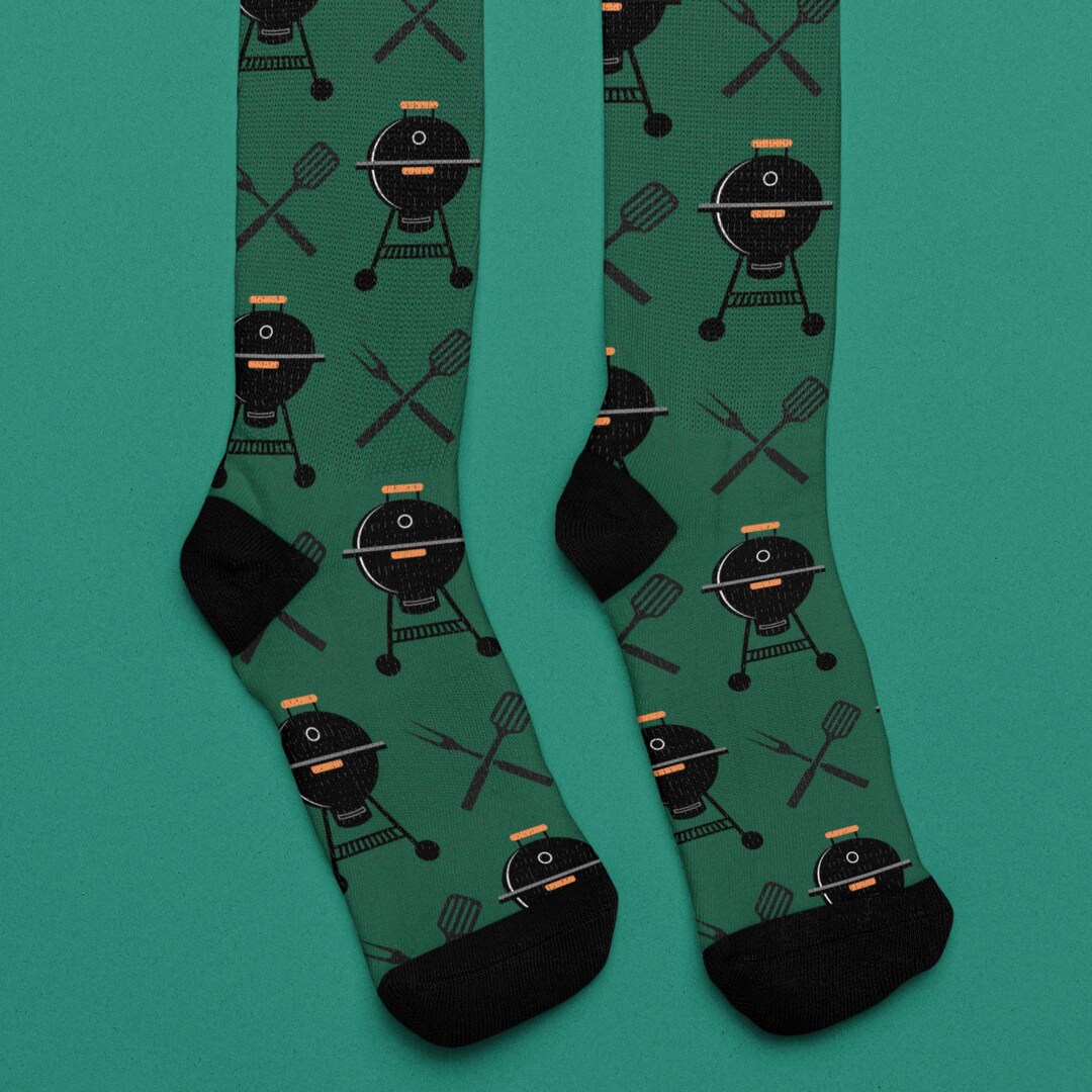 Charcoal Grill Socks for Dad, Grillmaster BBQ Lover Novelty Socks ...