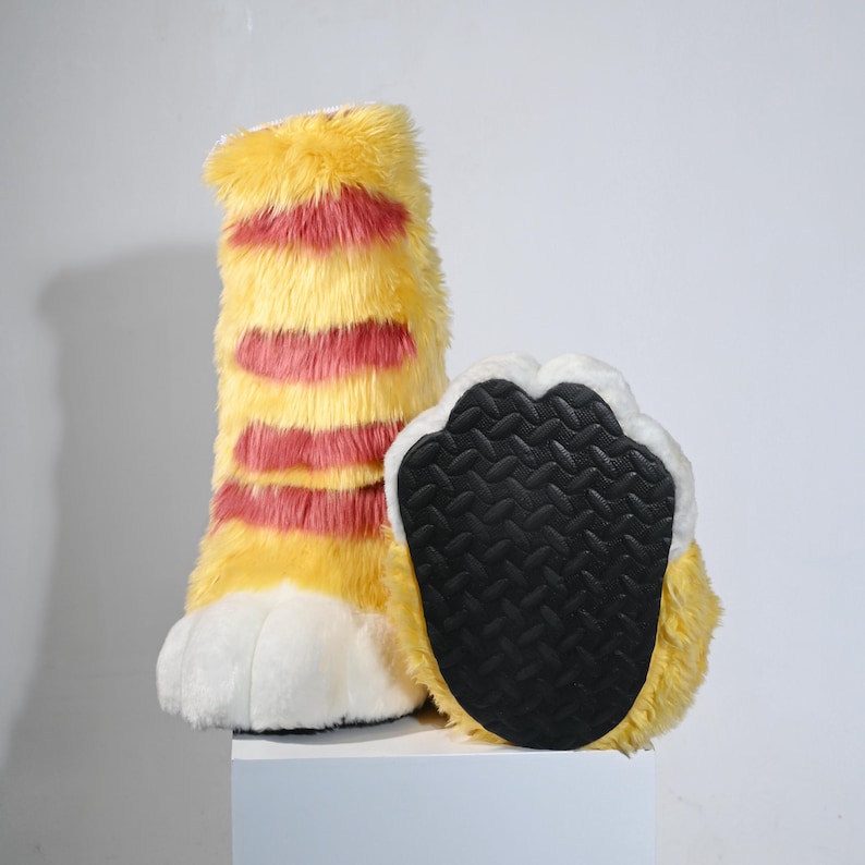 Custom Fursuit Feet OPEN! Handmade Fluffy Furry, Furry Commissions ...