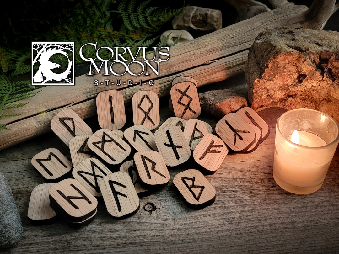 Oak Rune Set, Elder Futhark, Fortune Telling, Divination, Wiccan, Norse ...