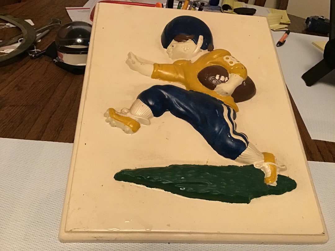 A 1960s Vintage Chalkware Football Player Wall Hanging Handmade - Etsy