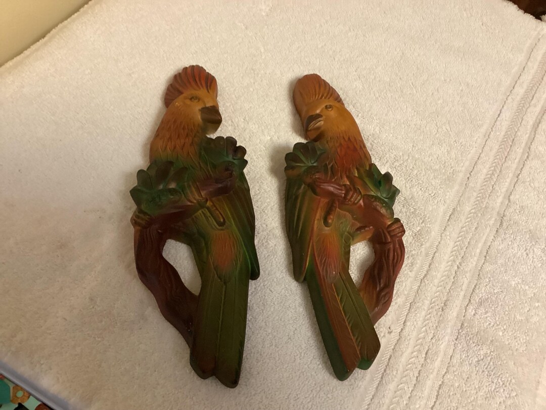 Vintage Pair 1960s Chalkware Parrots Wall Hangings - Etsy