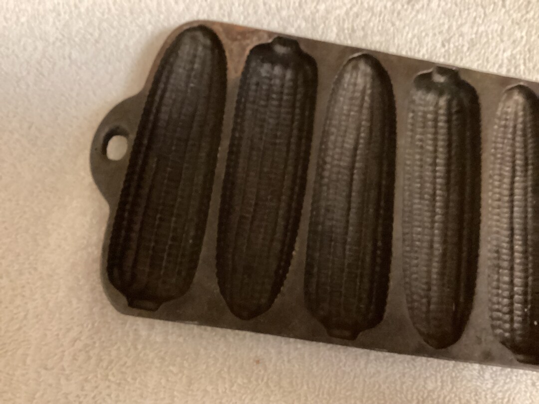 Cast Iron Wagner Ware Corn Bread 7 Stick Pan 1920-30s - Etsy