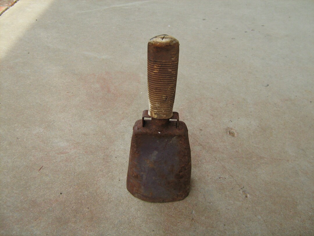 Barn Find Vintage Old Primitive Beat up Metal Bell With Bicycle Hand ...