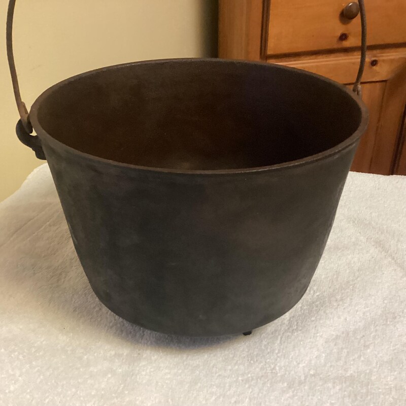 Cast Iron Bean Pot - Etsy