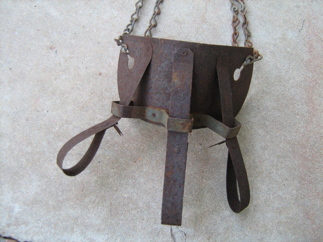 Antique Barn Find Rusty 3 Spike With Chains Metal Complete Calf Weaner ...