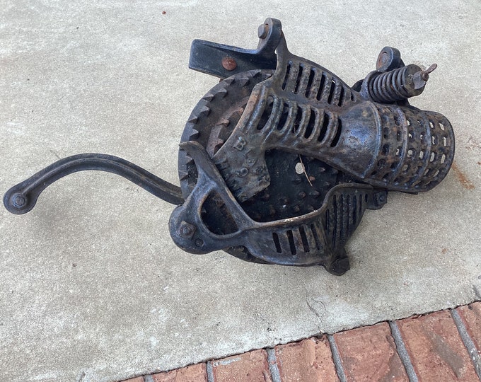 Antique Black Hawk Cast Iron Corn Sheller From A.H. Patch Clarksville ...