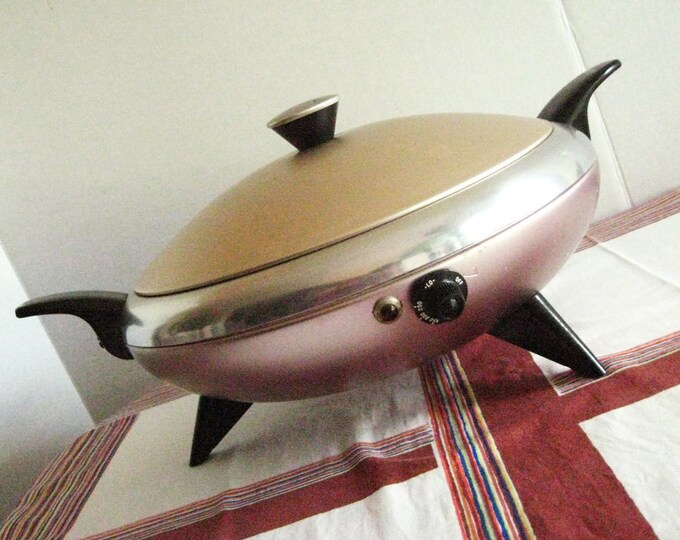 Cory Party Chef 1950's Spaceship Server Wow - Etsy