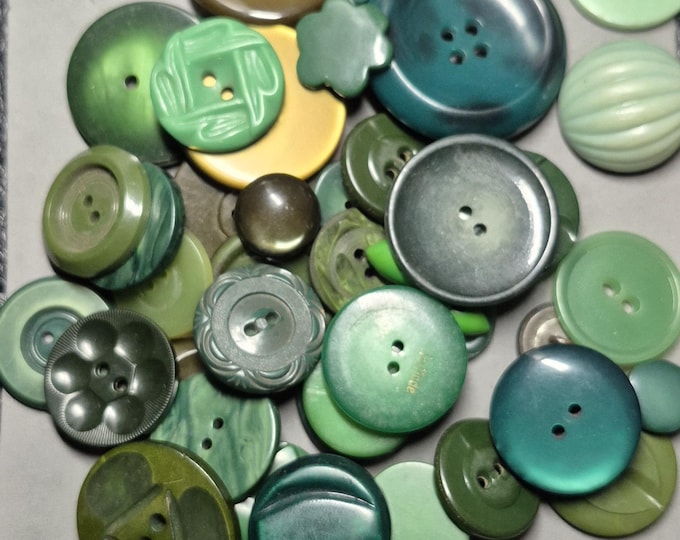 14 BAKELITE BUTTONS - Etsy