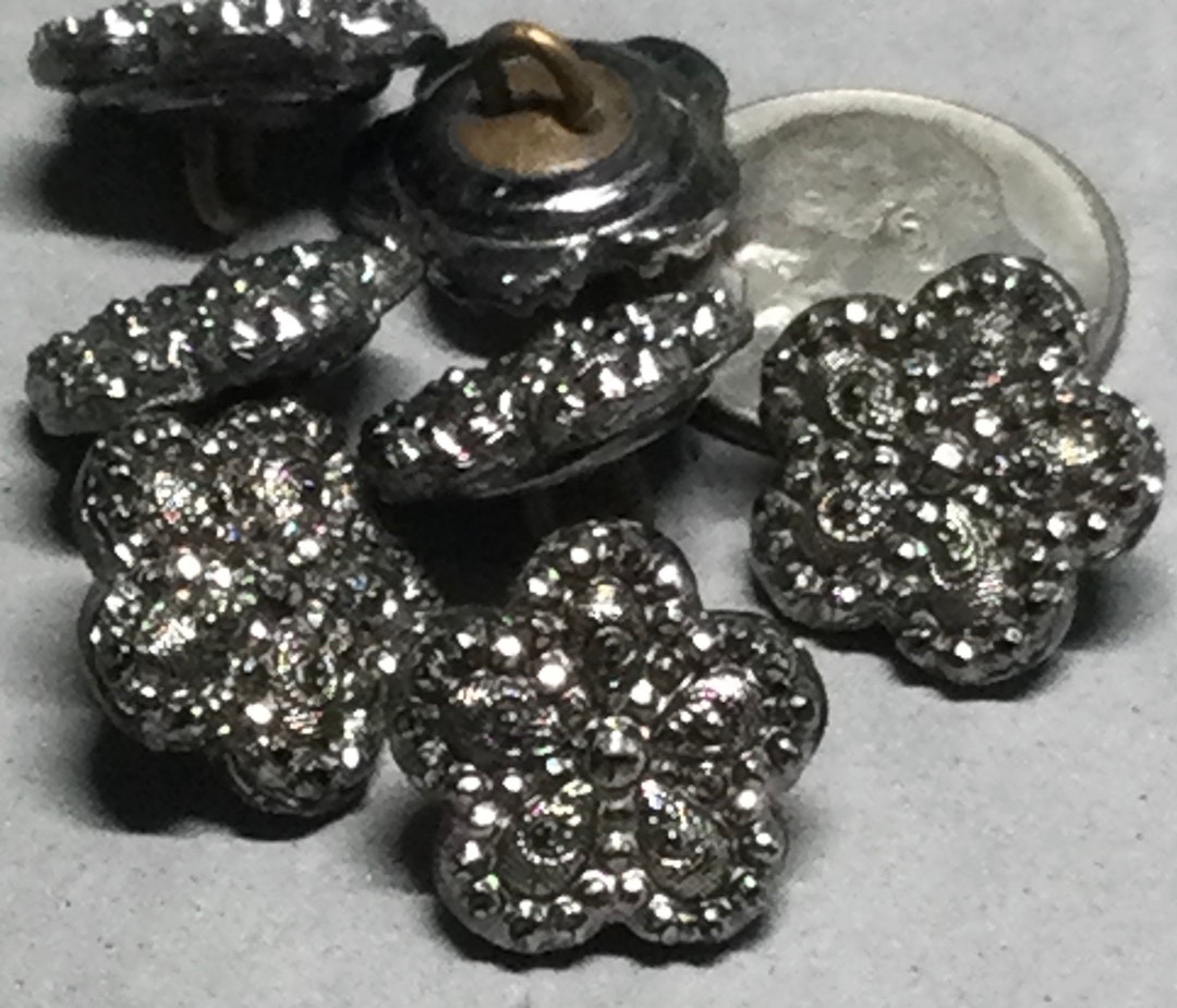 7 VICTORIAN GLASS BUTTONS With Silver Luster - Etsy