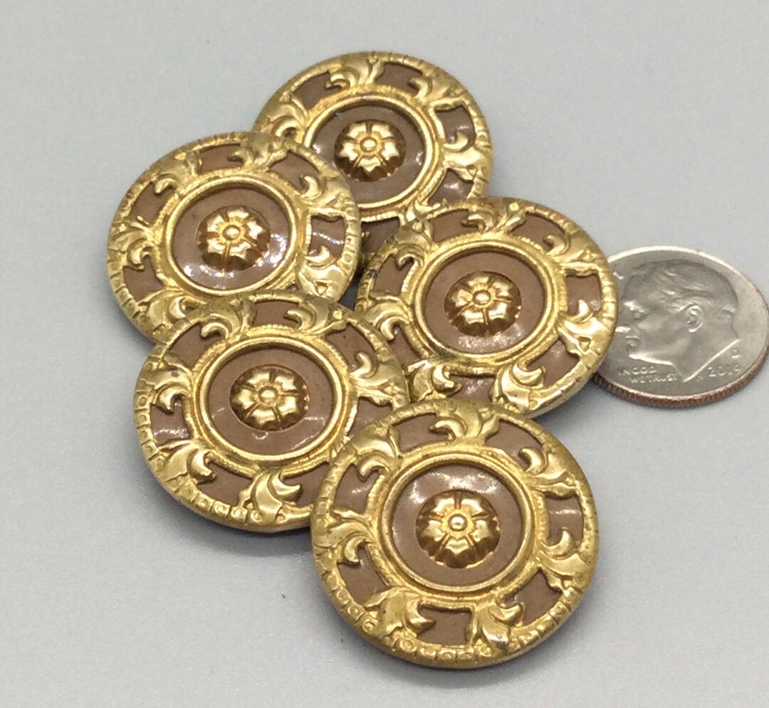 5 ANTIQUE GOLD GILT Buttons - Etsy