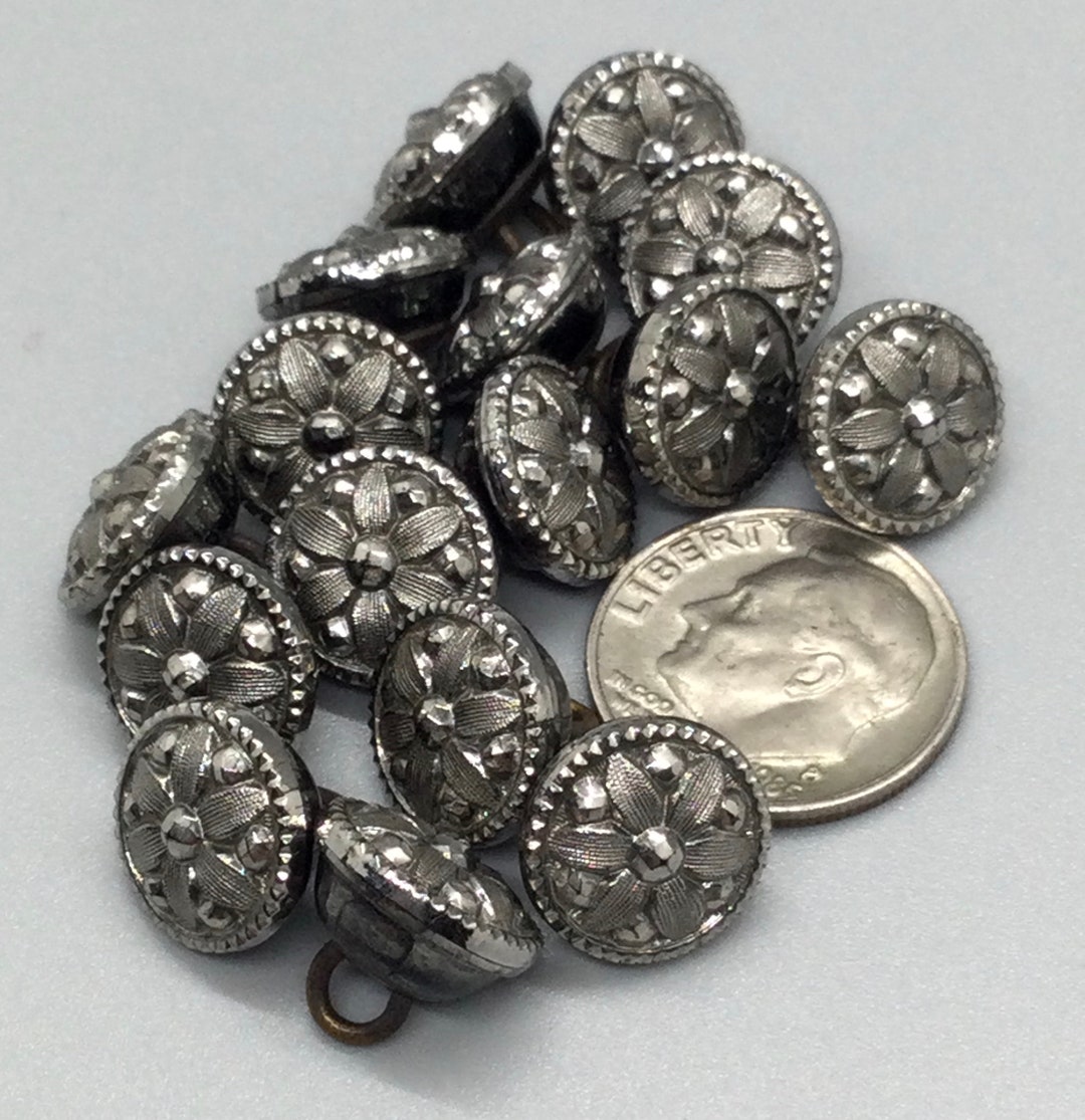 16 VICTORIAN GLASS BUTTONS, Silver-lustered - Etsy