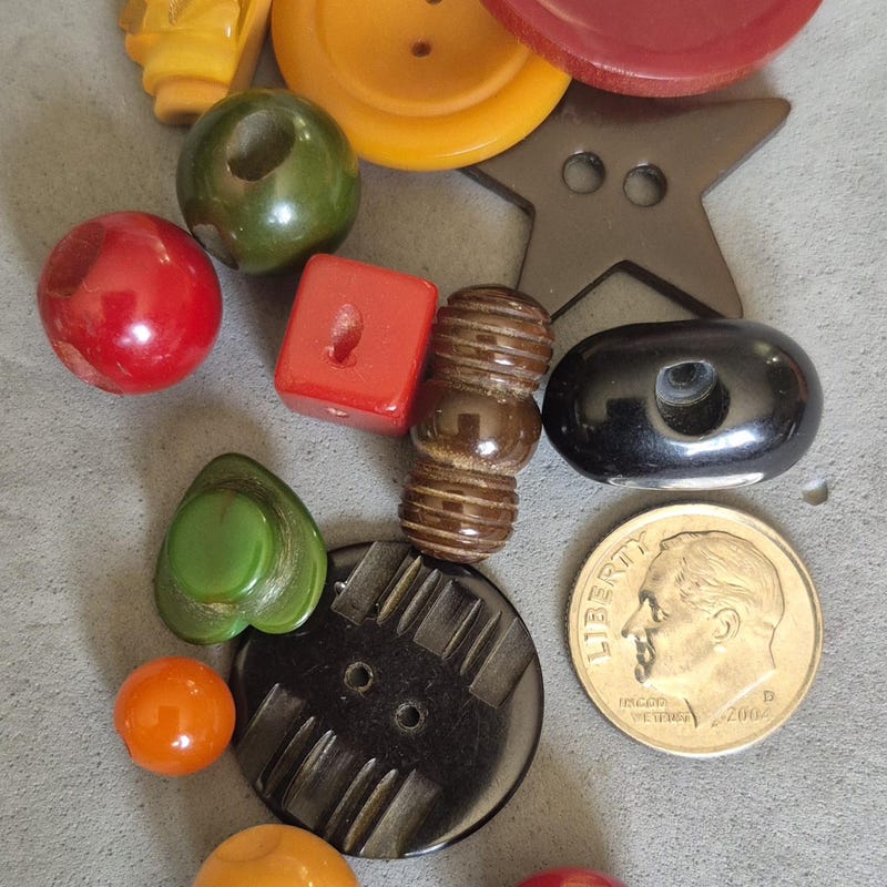 Bakelite Buttons - Etsy