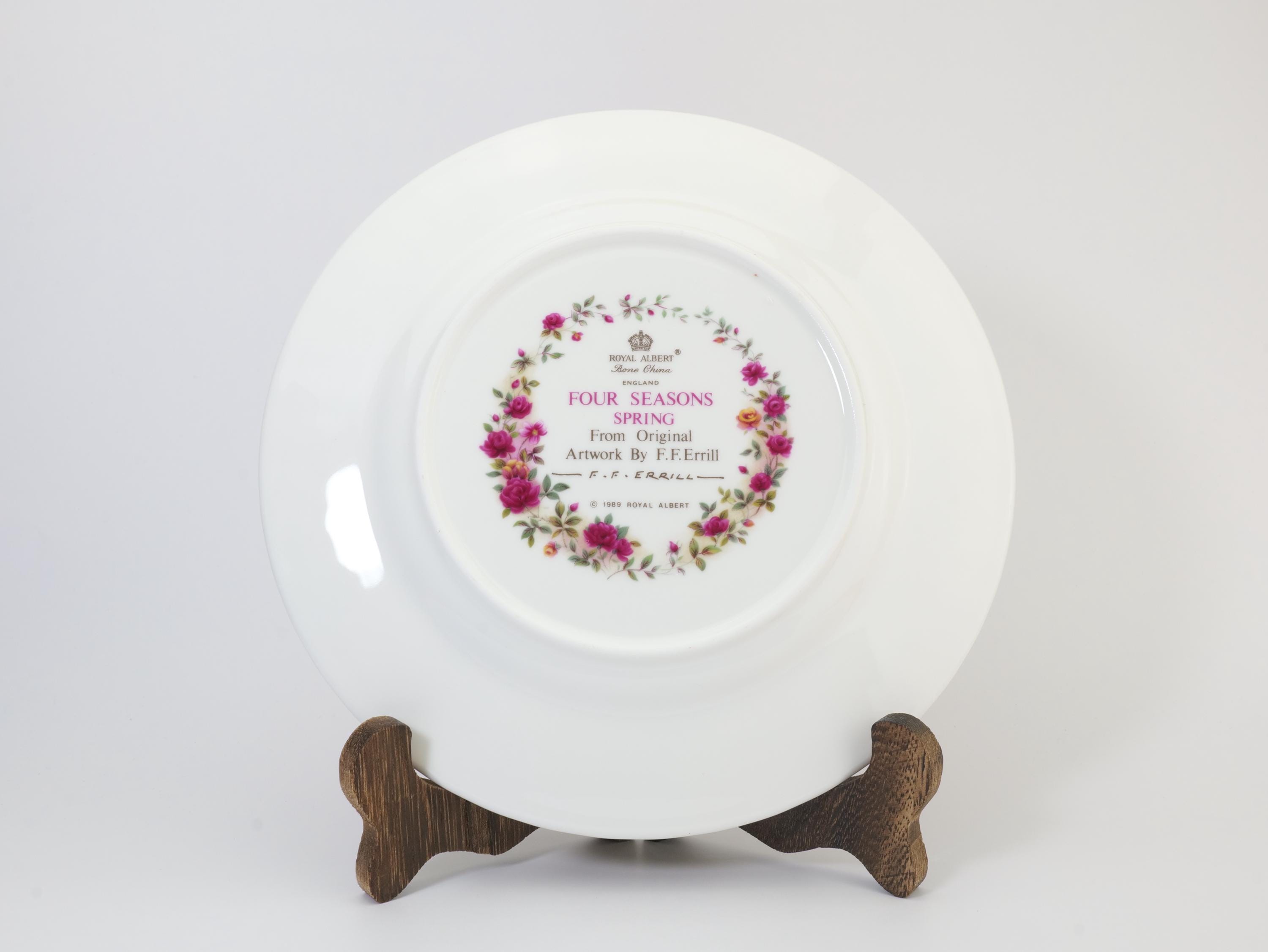 Royal Albert Four Seasons Plate Spring Cottage Scene, Bone China, F.F ...