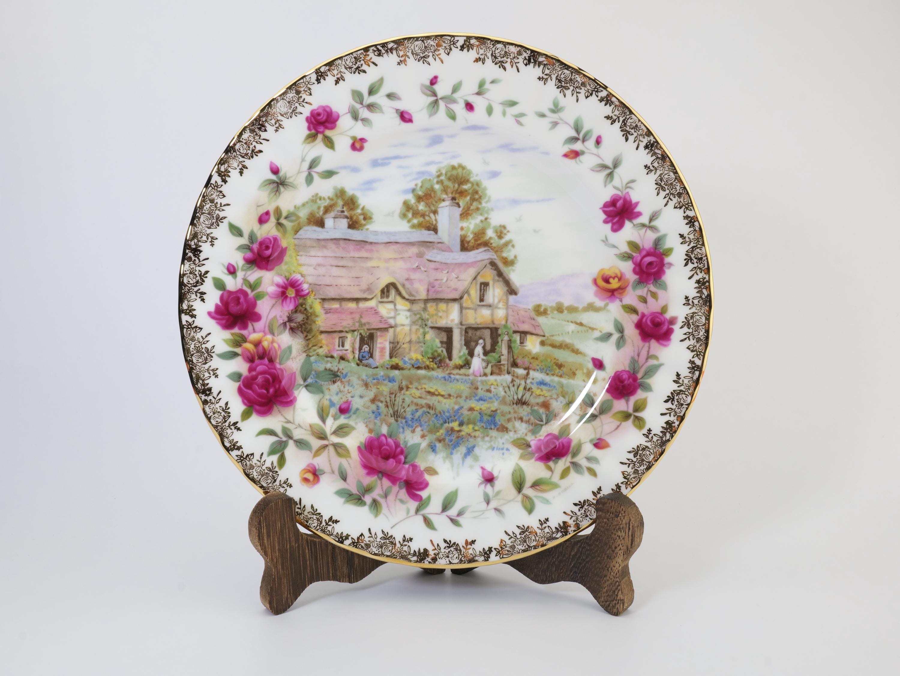Royal Albert Four Seasons Plate Spring Cottage Scene, Bone China, F.F ...