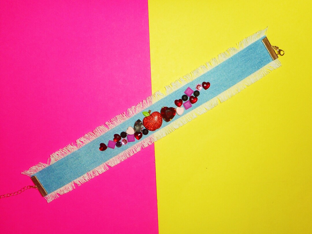 April Apple Choker - Etsy