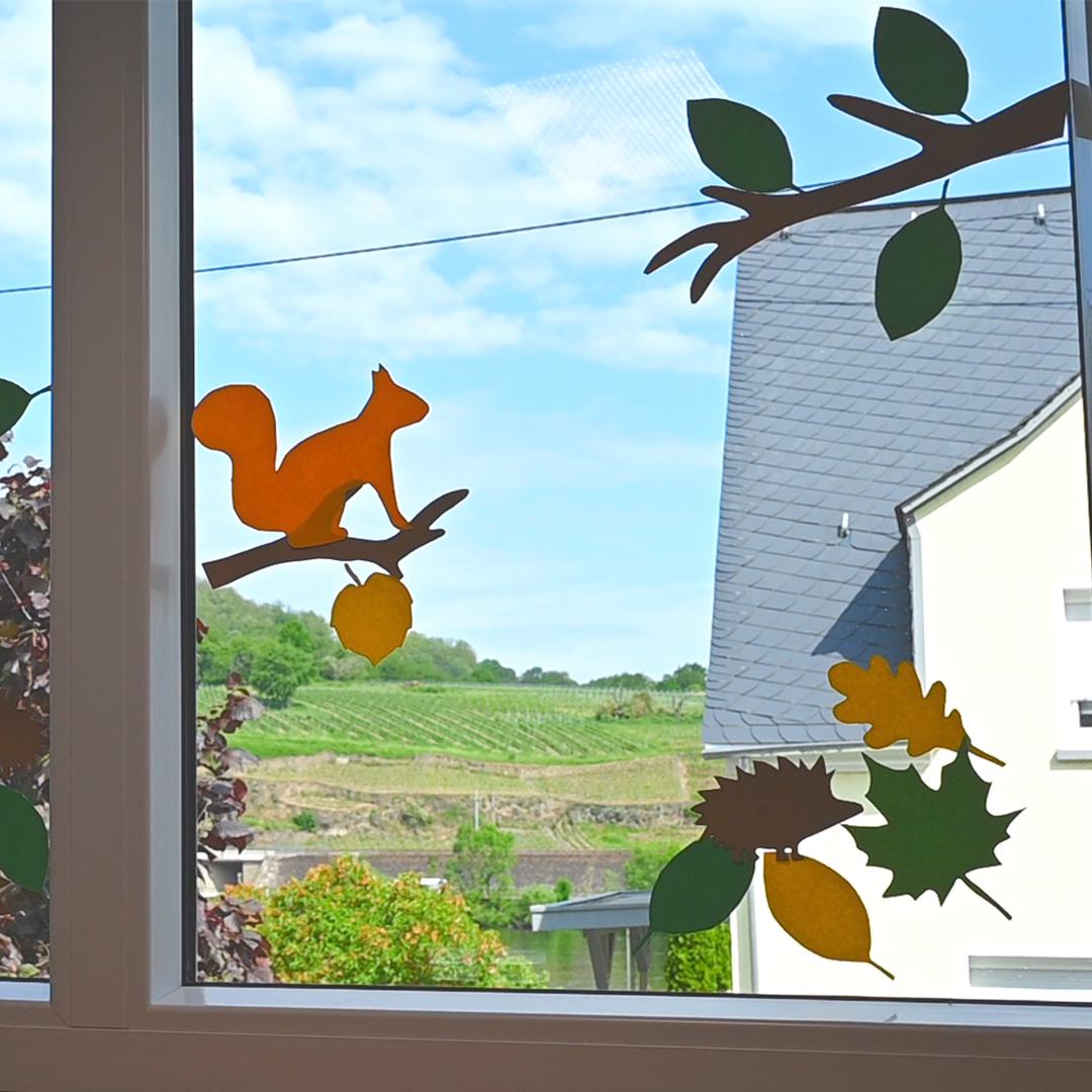 Fall Leaves Picture | Autumn Decor for Kids | DIY Fall Scenes ...