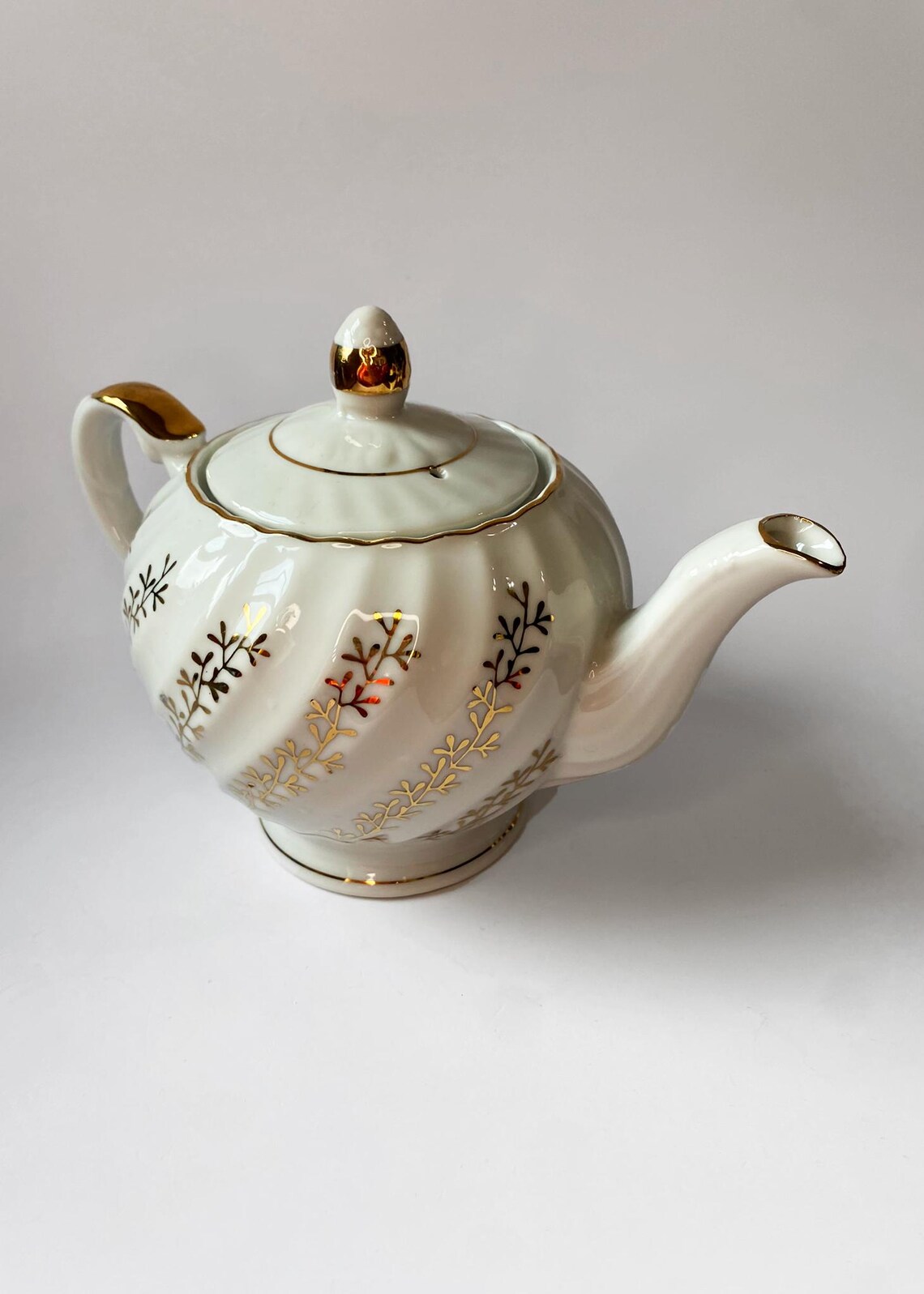 Vintage White and Gold Detailed Porcelain Teapot Made in Japan - Etsy