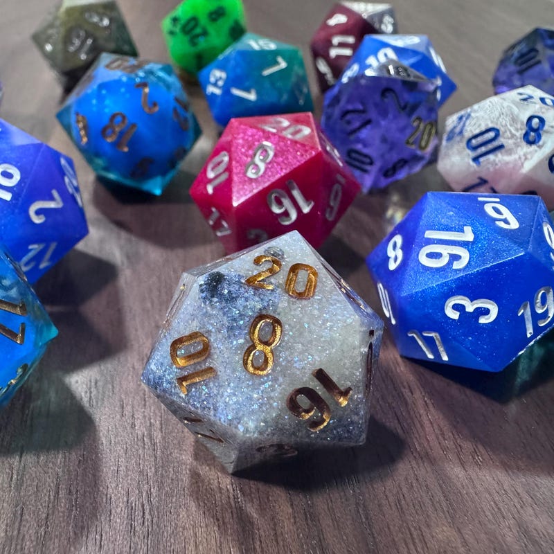 D20 Mold - Etsy