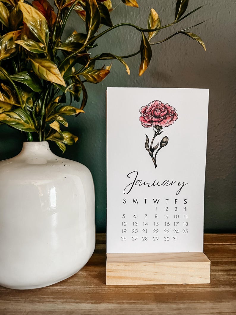 2025 Birth Month Flower Desk Calendar: Floral Inspired Gift for Friends ...