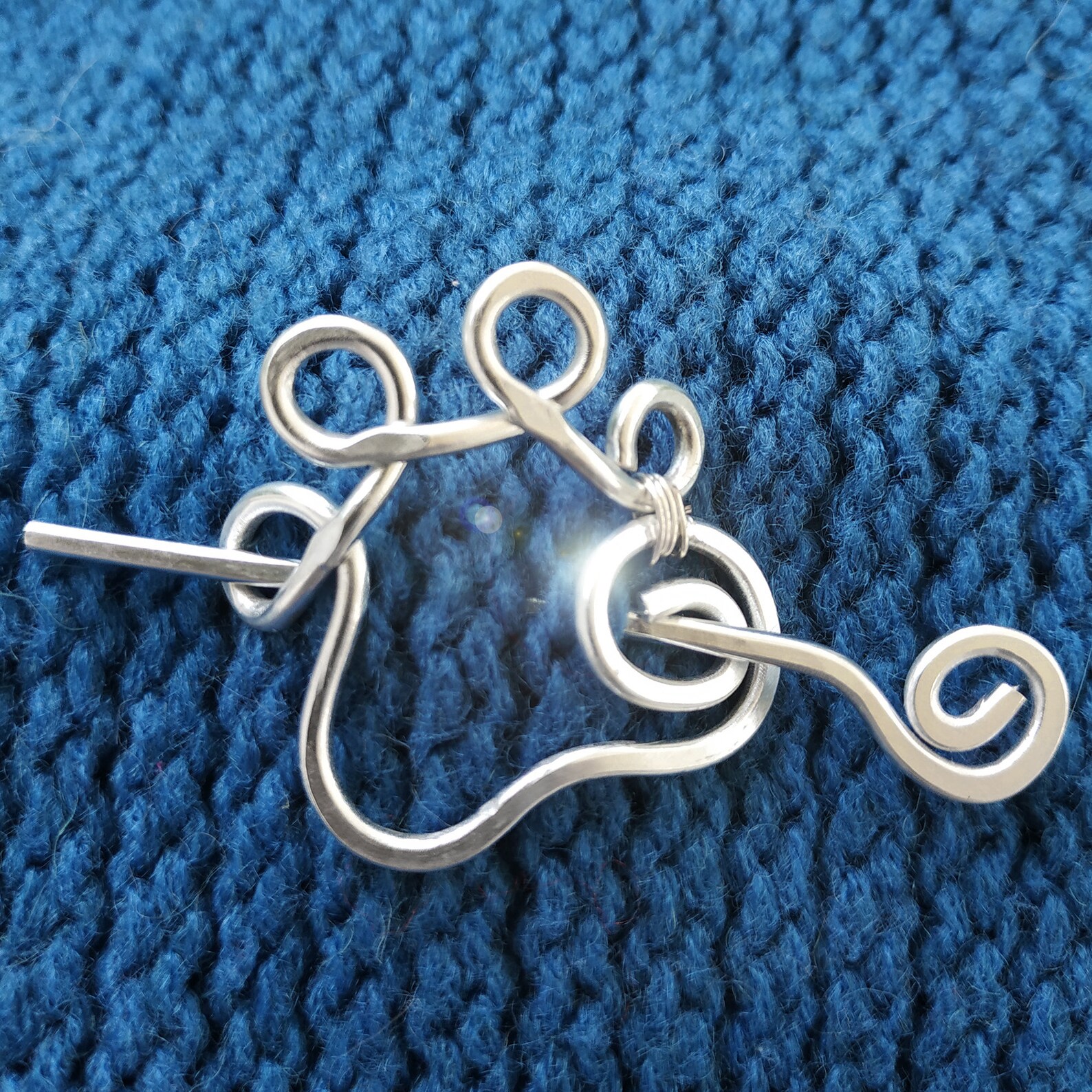 Silver Cat Pawt Pin Brooch: Aluminum Shawl Pin - Etsy