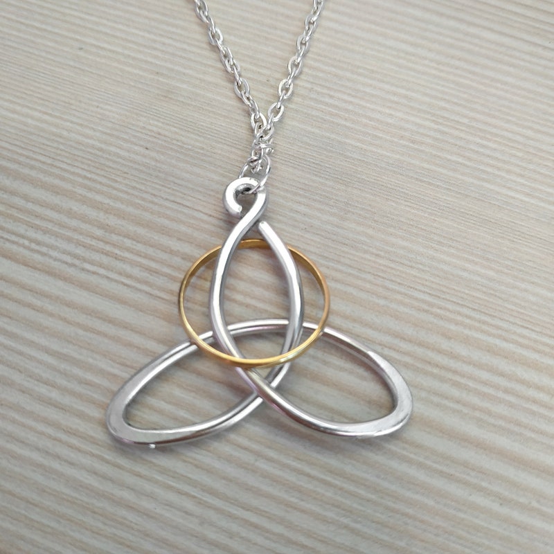 Ring Holder Necklace - Etsy