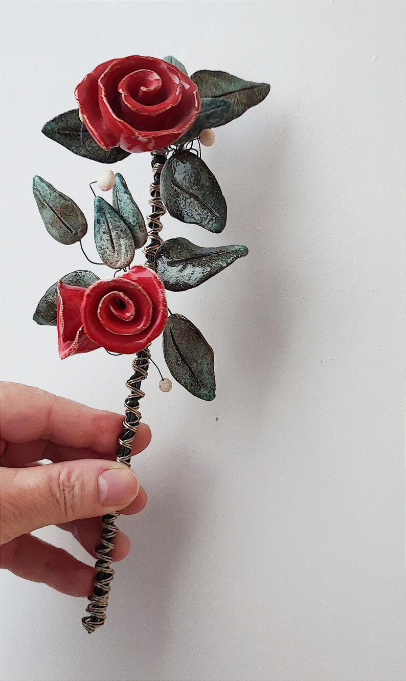 Red Roses Bouquet, Ceramic Roses and Leaves on Metal Wires Branch ...