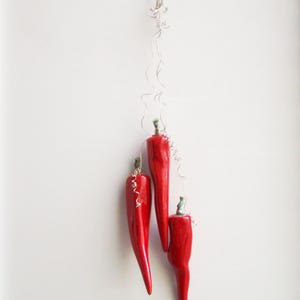 Chilli Peppers Sculpture, Ceramic Chilli Peppers Bunch Wall Hanging ...