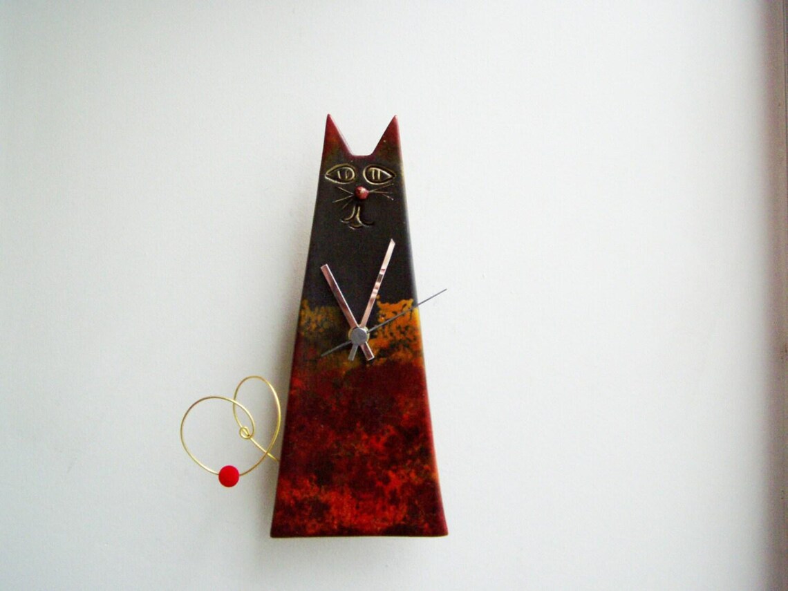 Black Cat Clock, Ceramic Wall Clock of Cat With Black Head and Dark ...