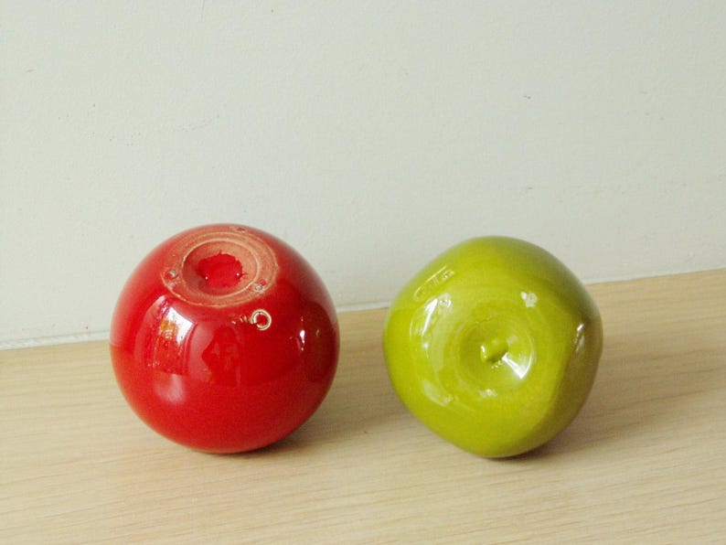 Apple and Pear Sculptures, Ceramic Fruit Sculptures of Scarlet Apple ...