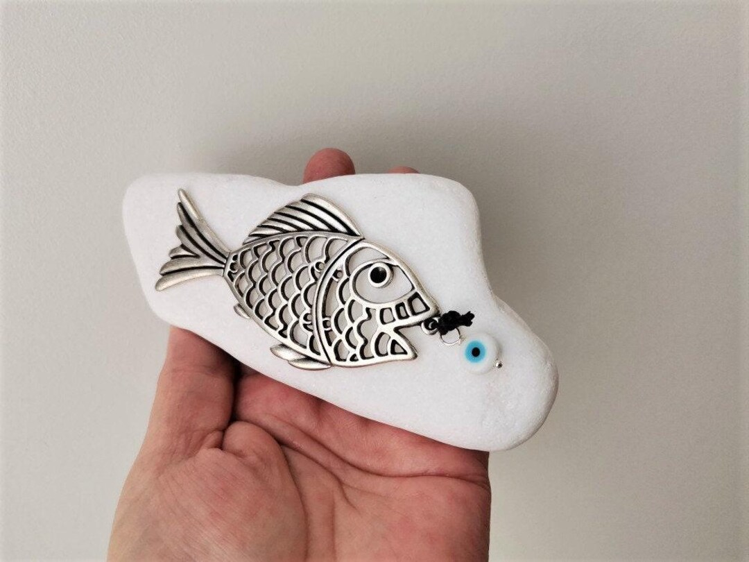 Metal Fish Paperweight, White Marble Stone With Alloy Fish Figure and ...