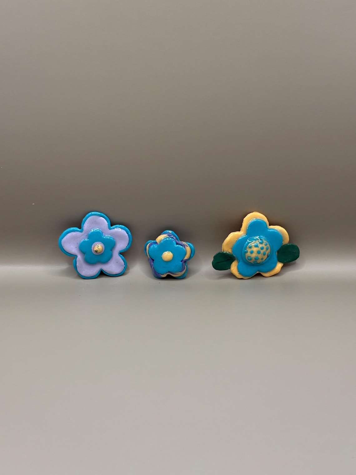 Flower Magnets (sets of 3) - Etsy