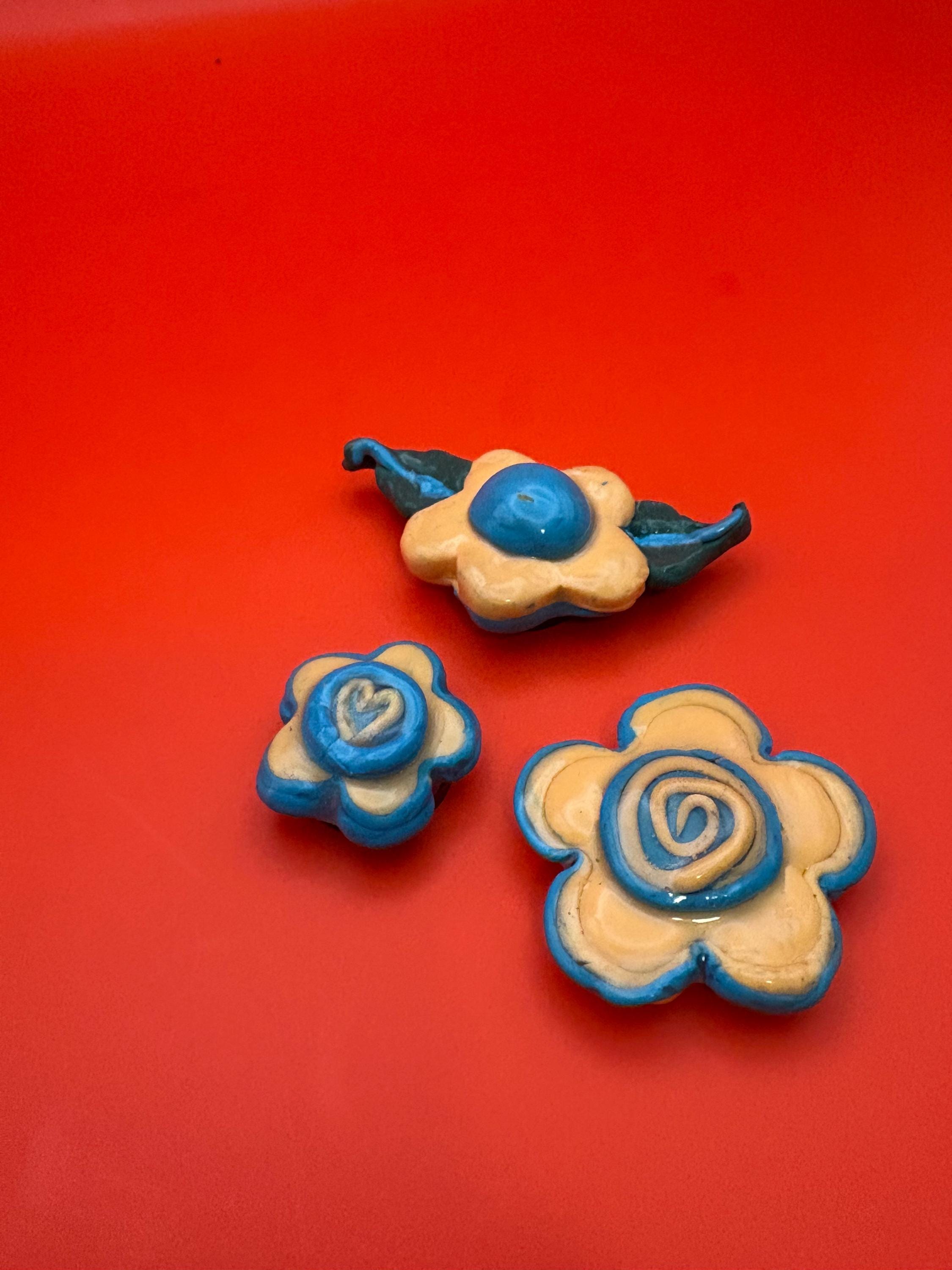 Flower Magnets (sets of 3) - Etsy