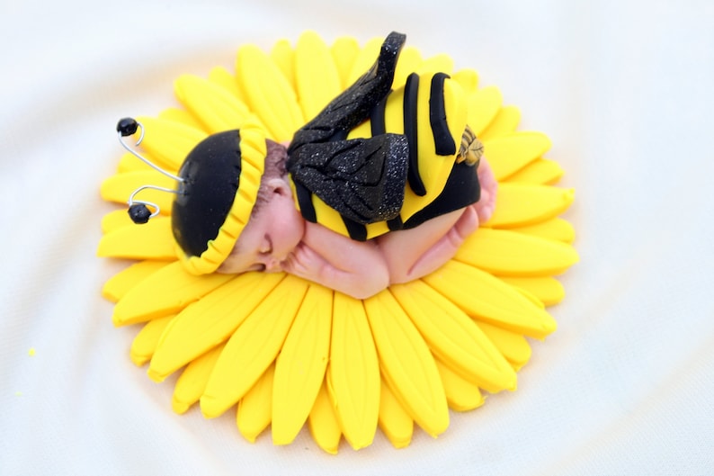 Bumble Bee Gender Reveal Cake Topper Bumble Bee Baby Shower - Etsy