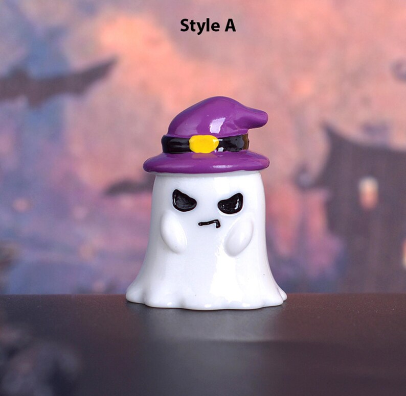 Cute Halloween Figurine, Tiny Resin Ghost Figure, Halloween Desktop ...