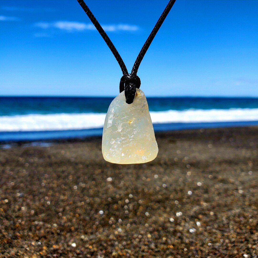 Valkyrie Tear Drop Crystal Necklace - Etsy