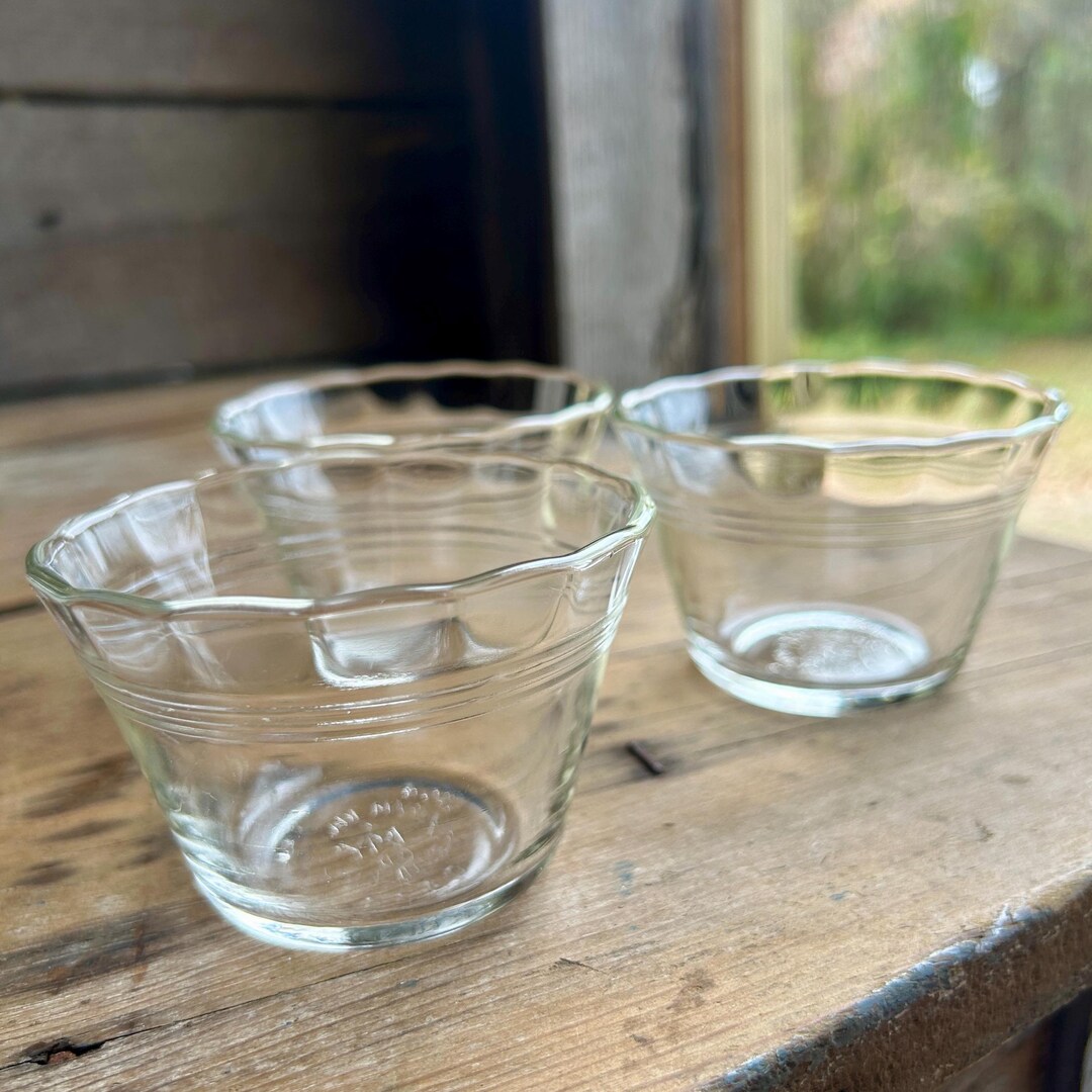 Vintage PYREX Custard Cups Set of 3 | Scalloped 3-line #462 Small Glass ...