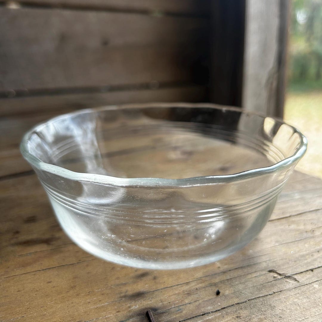 Vintage Pyrex Clear Glass Mixing Bowl: Three Ring Scalloped Pyrex 465 C ...