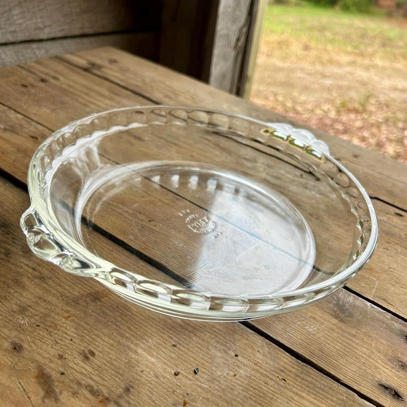 Vintage Pyrex Pie Plate: 9" Clear Glass Baking Dish, Fluted Handles - Etsy