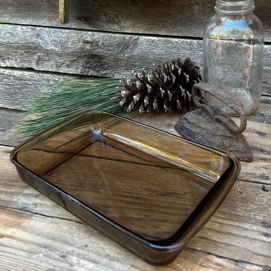 Pyrex Casserole Bake Pan | Amber Brown Glass 2 Quart | Retro 1970s ...