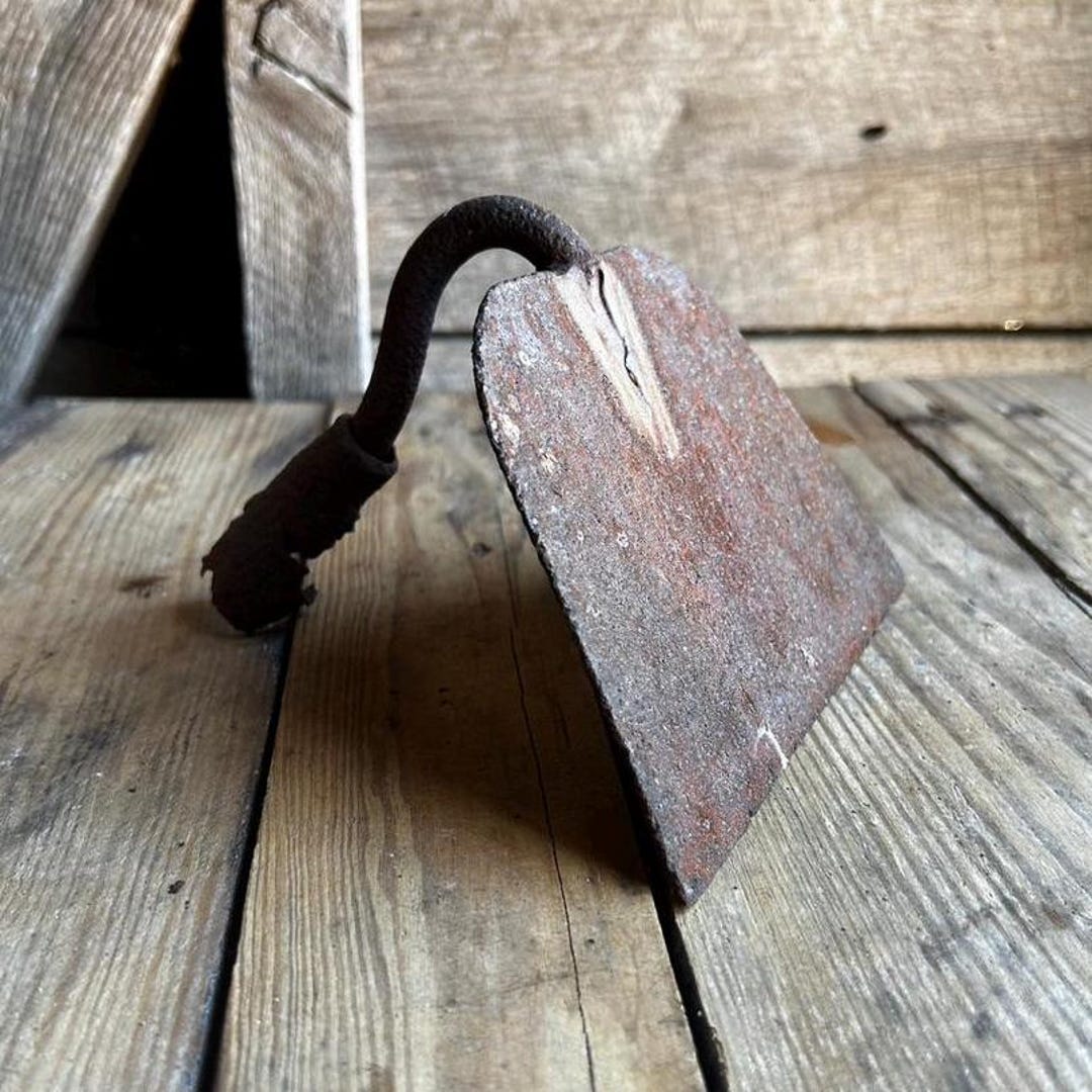 Vintage Rusty Metal Hoe Head: Farmhouse Steampunk Decor - Etsy