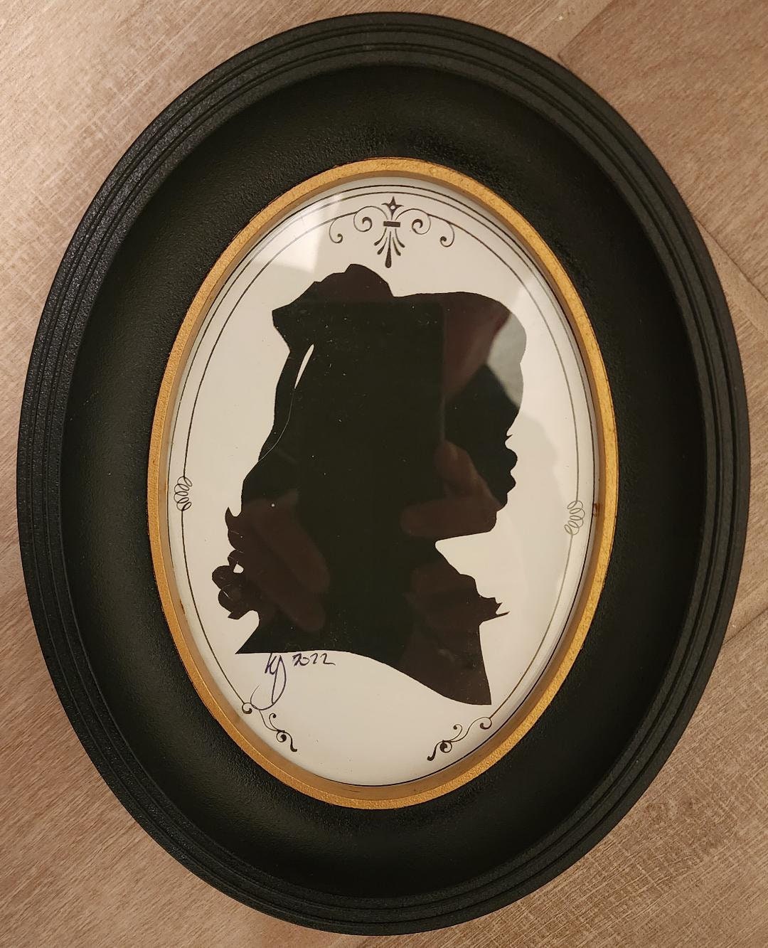 OVAL FRAME (disney Style) Hand Painted With Gold Trim (fits a 5 by 7 ...