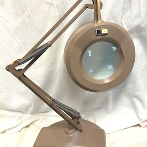 Vintage Luxo MAGNIFIER LAMP Luxo Lamp Corp Jewelers Magnifying Glass ...