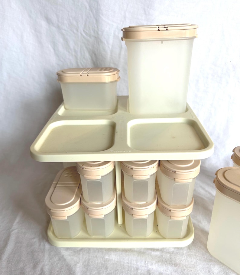 Vintage TUPPERWARE Modular Mates Spice Rack CAROUSEL and 16 Containers ...
