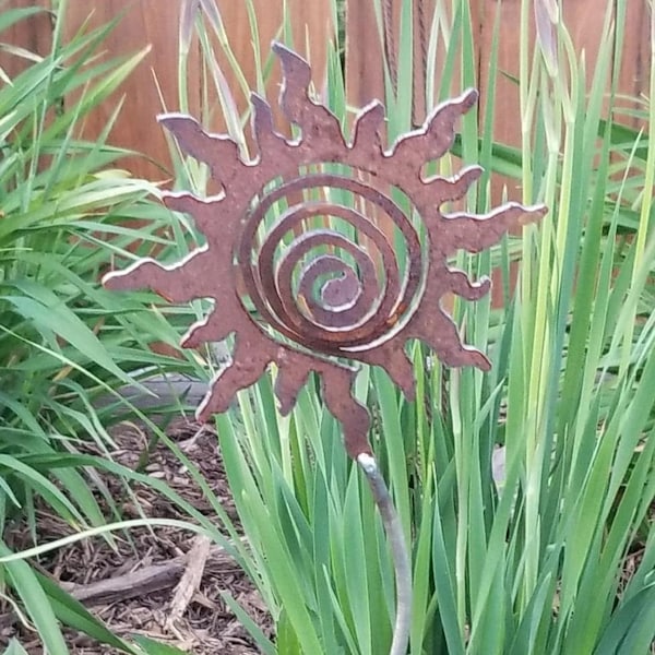 Rusty Garden Art - Etsy