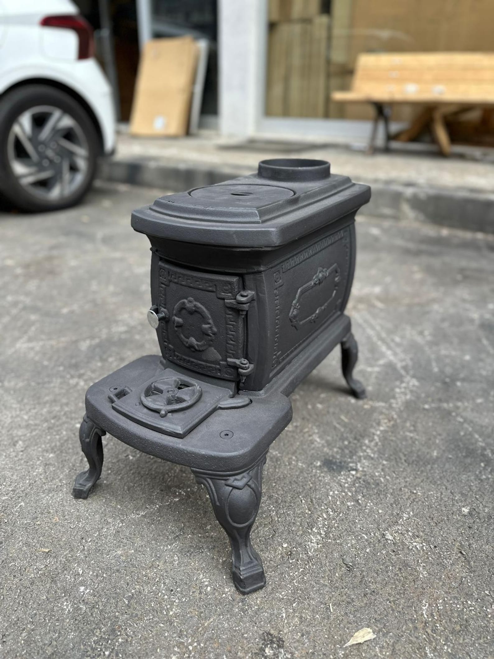 Antique Rustic Heating Stove, Nostalgia Cast Iron Wood Stove, Antique ...