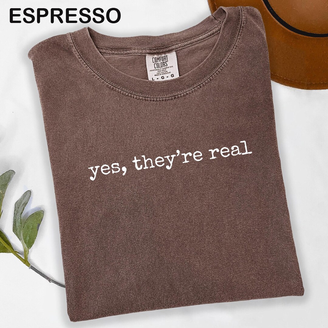 Comfort Colors® Paige Spiranac T-shirt, Yes They're Real Shirt, Golf ...