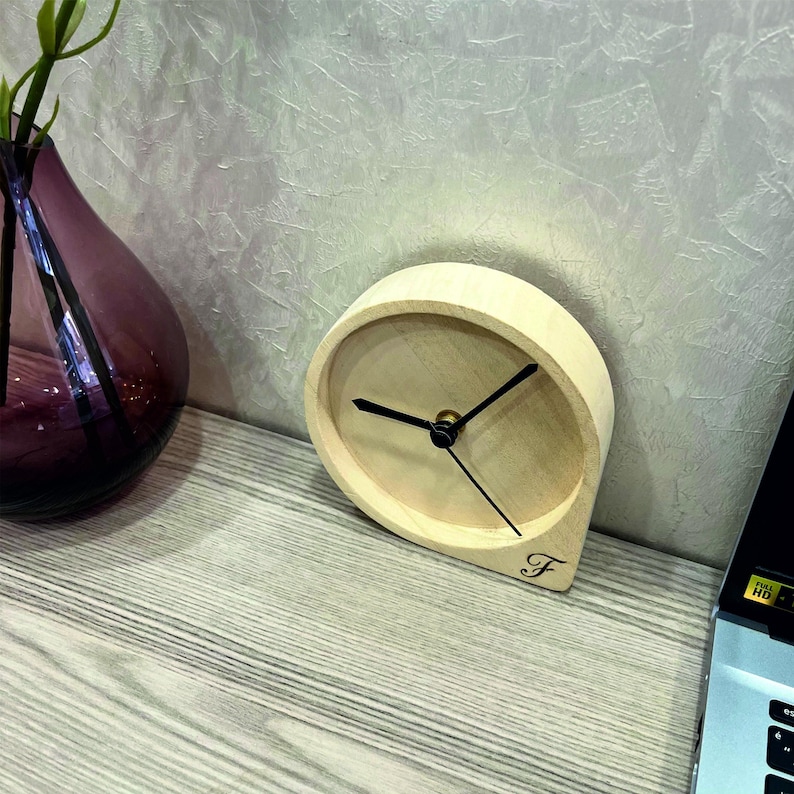 Customizable Small Wooden Clock, Desktop Aesthetic Clock, Letter Round ...