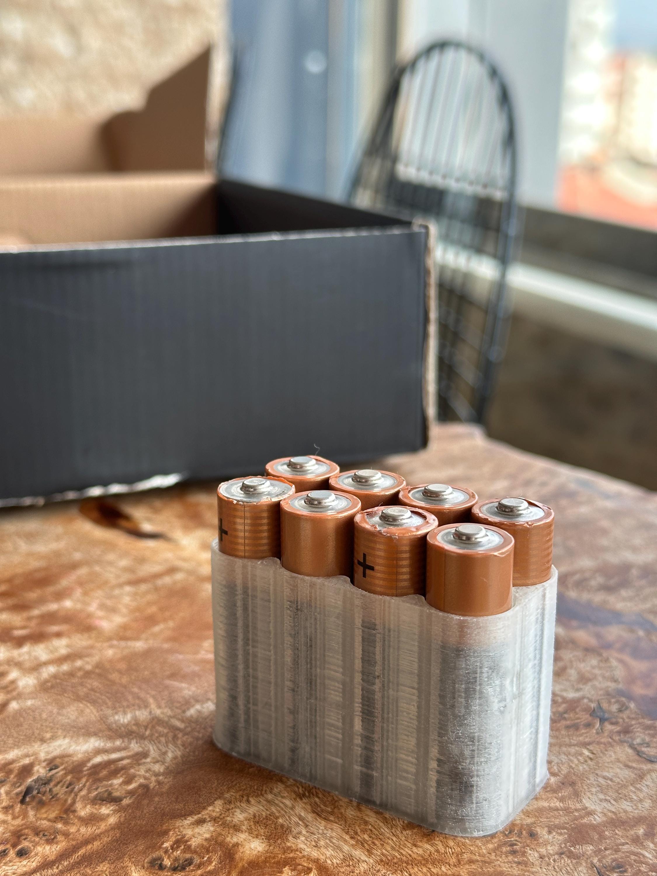 Powermax 8-AA Battery Holder Organize up to 8 Batteries Durable Storage ...