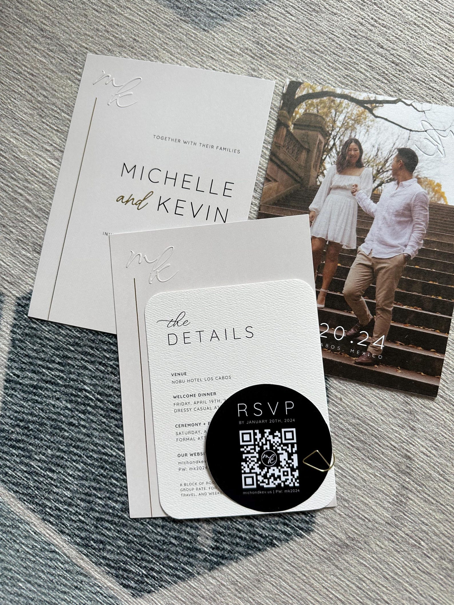 Black Minimalist QR Code RSVP Card - Etsy